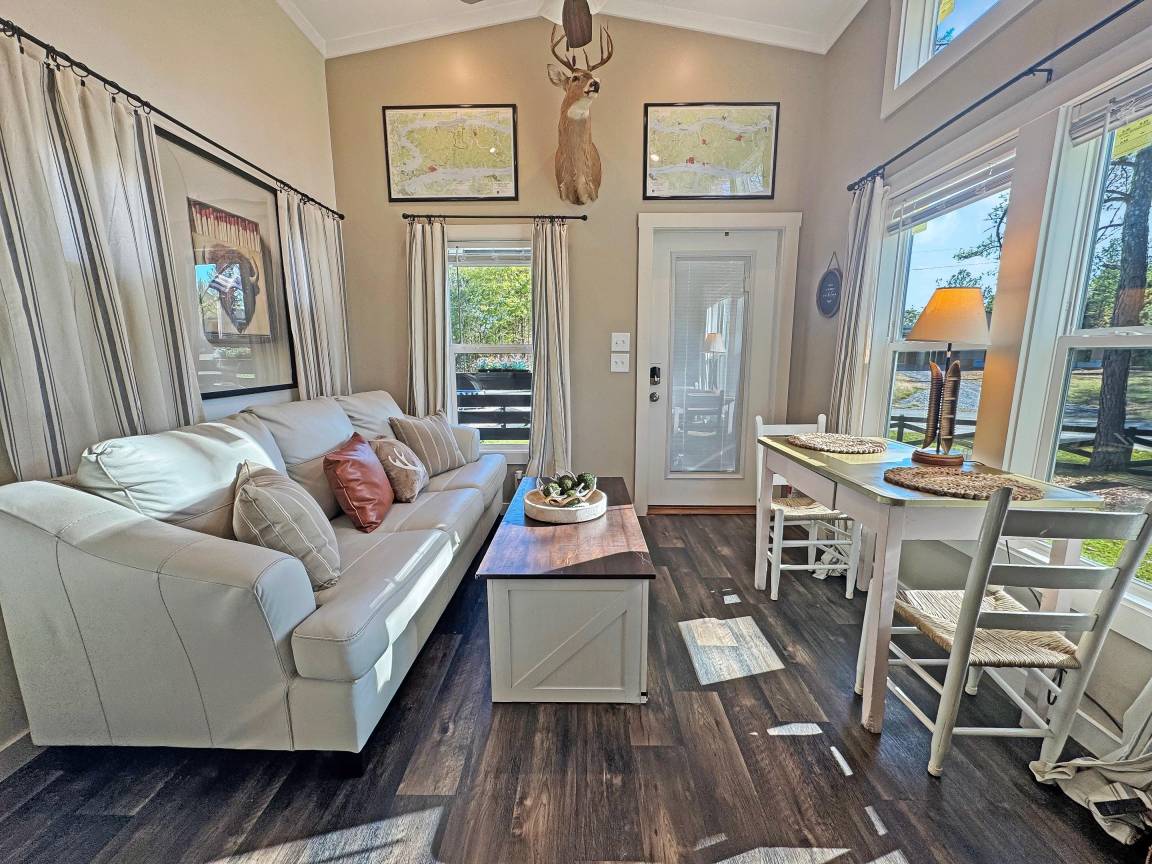 37 M² House ∙ 1 Bedroom ∙ 6 Guests - Kentucky Lake