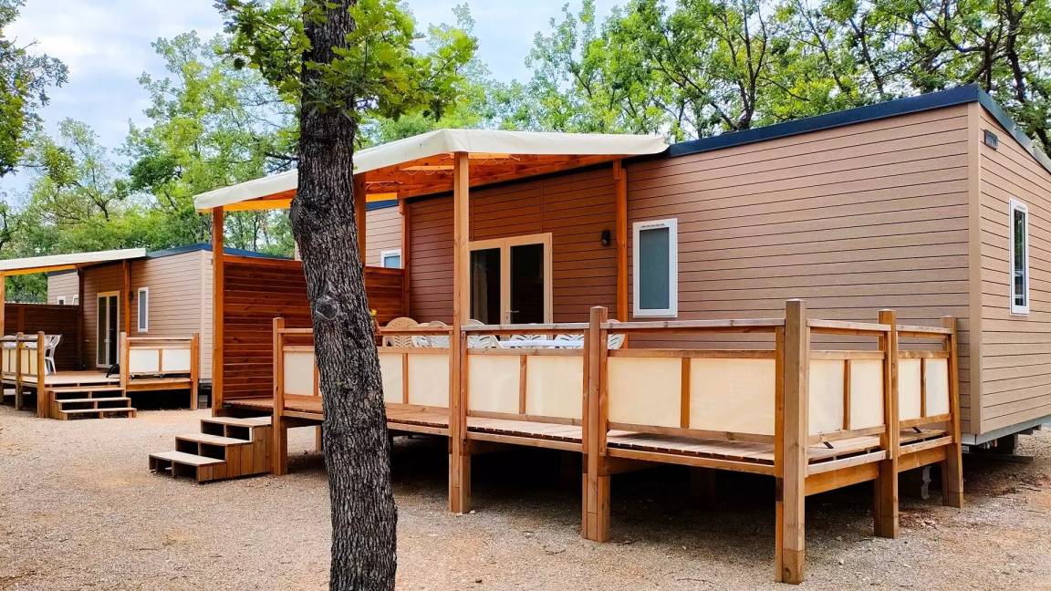 39 M² Mobil-home ∙ 4 Chambres ∙ 10 Personnes - Bauduen