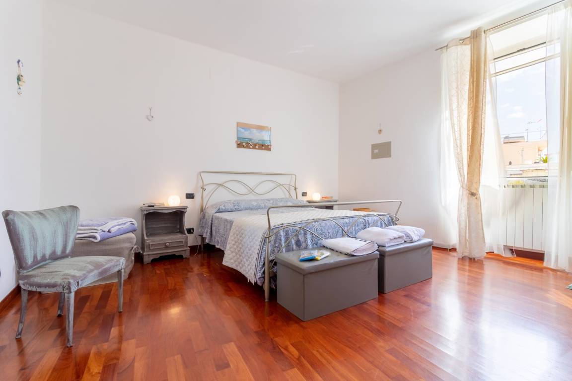 100 M² Appartamento Vacanza ∙ 2 Camere Da Letto ∙ 6 Ospiti - Giovinazzo