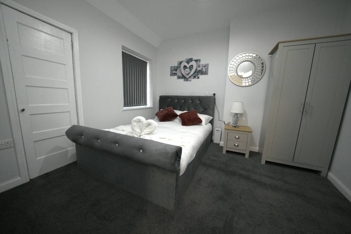 55 M² Ferienwohnung ∙ 2 Schlafzimmer ∙ 3 Gäste - Telford