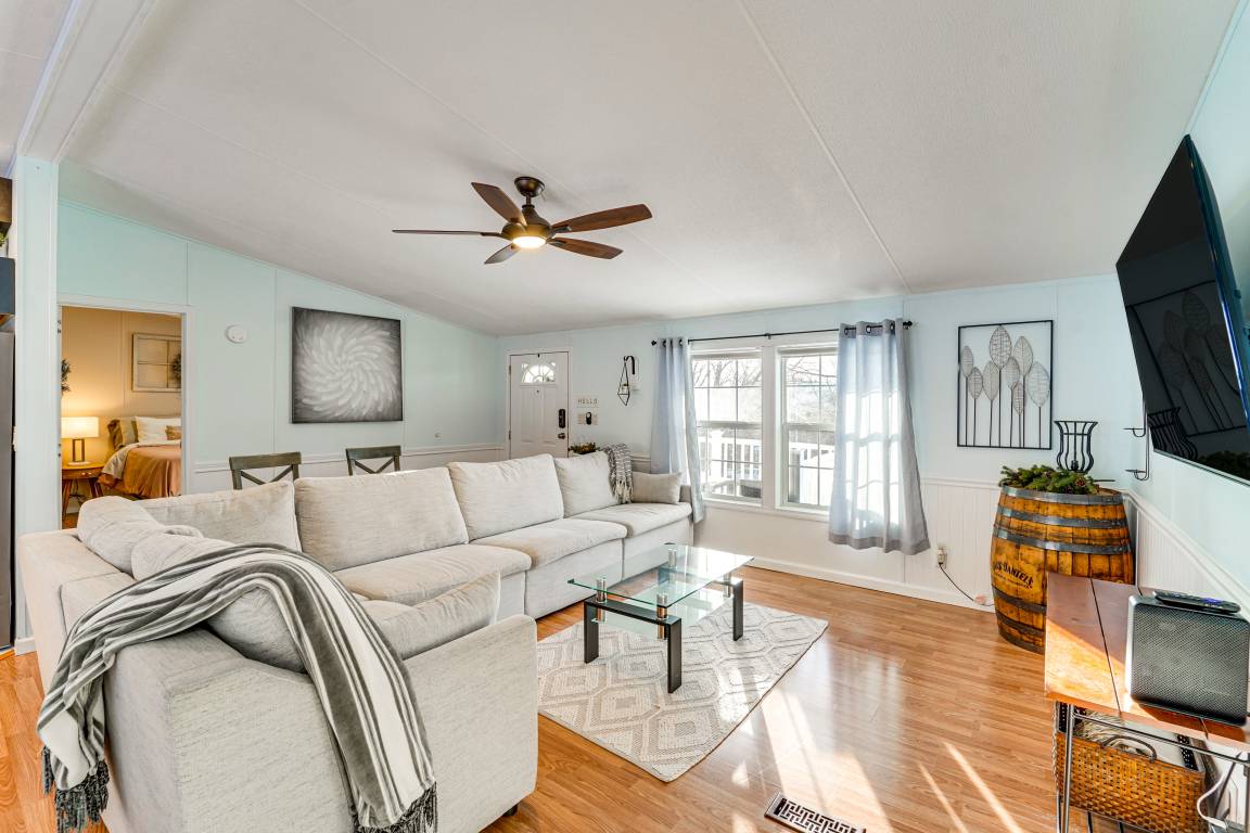 111 M² House ∙ 3 Bedrooms ∙ 6 Guests - Altoona, PA