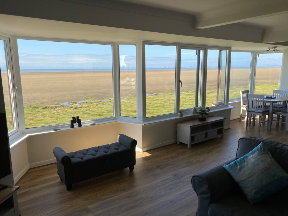 Cottage ∙ 2 Bedrooms ∙ 4 Guests - Blackpool