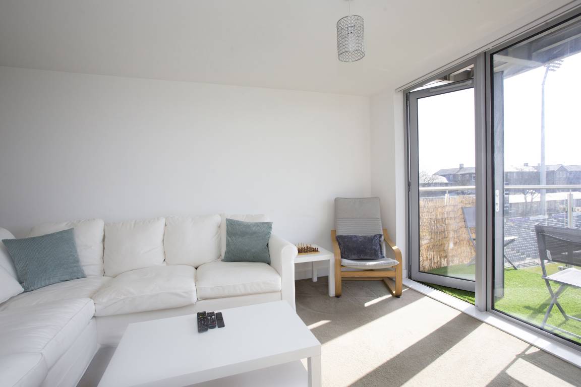 Apartment ∙ 2 Bedrooms ∙ 4 Guests - Filton