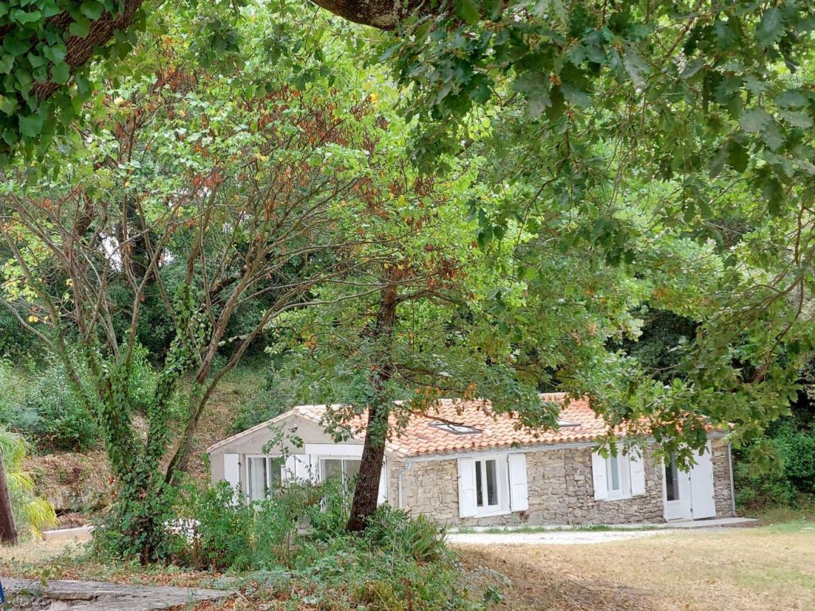 Gîte ∙ 2 Quartos ∙ 4 Hóspedes - Bram