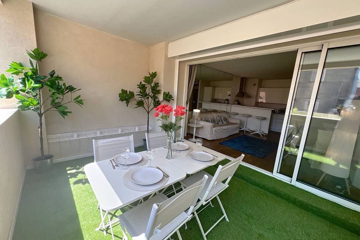 45 M² Appartement ∙ 1 Chambre ∙ 4 Personnes - ibis Cannes Centre