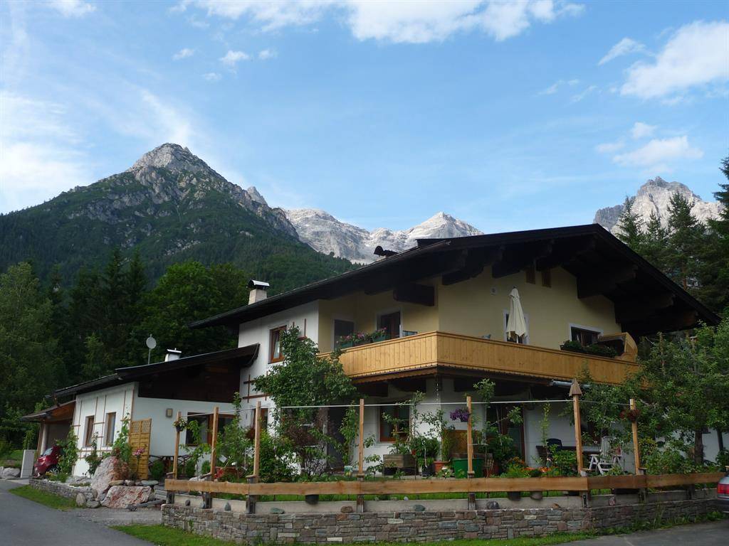 35 M² Ferienwohnung ∙ 1 Schlafzimmer ∙ 2 Gäste - Fieberbrunn