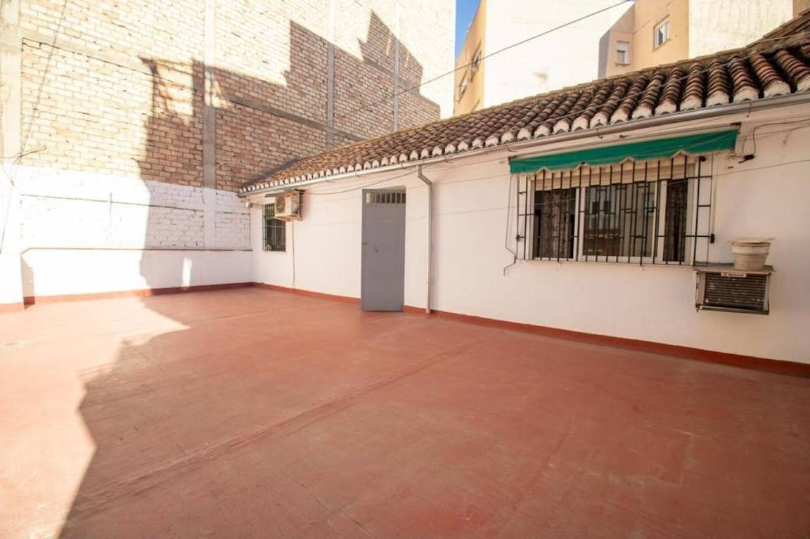 70 M² Apartamento ∙ 2 Habitaciones ∙ 3 Huéspedes - Granada