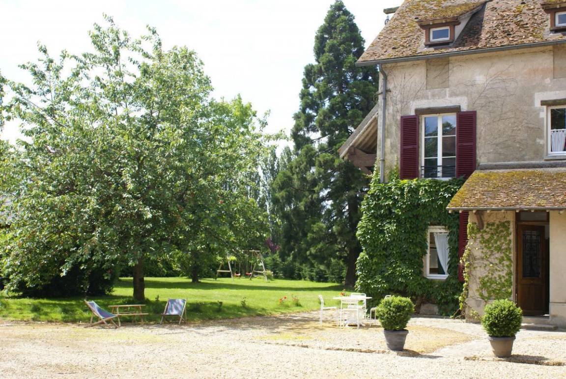 250 M² Gîte ∙ 6 Chambres ∙ 12 Personnes - Seine-et-Marne
