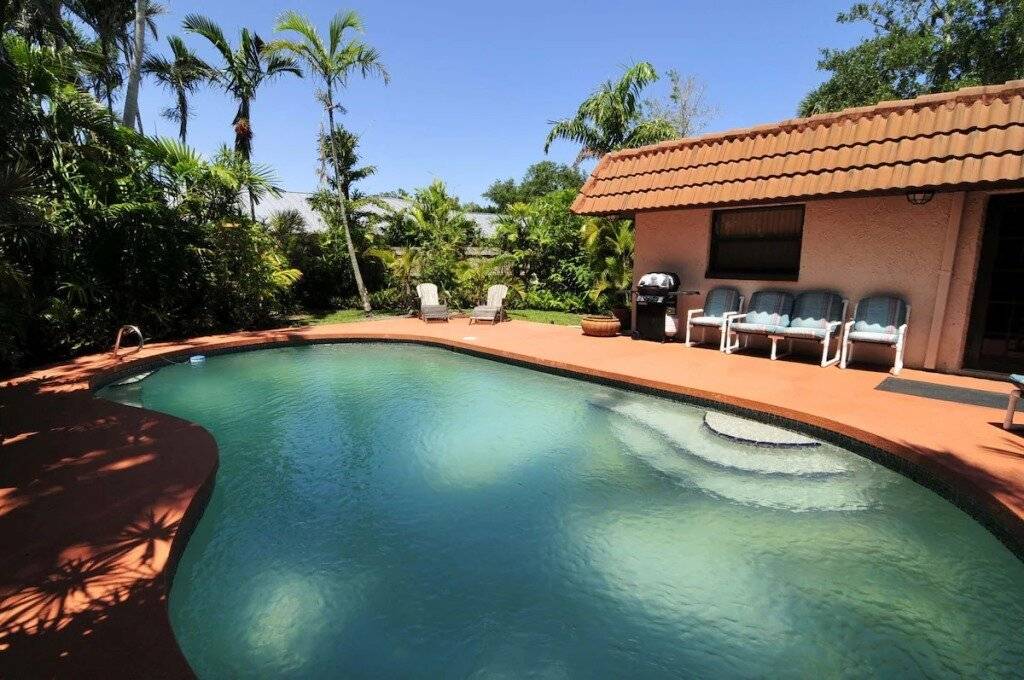 Maison De Vacances ∙ 4 Chambres ∙ 8 Personnes - Cocoa Beach, FL