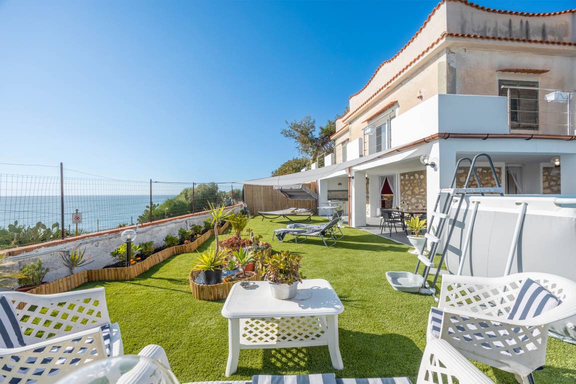 90 M² Villa ∙ 2 Bedrooms ∙ 4 Guests - Partinico