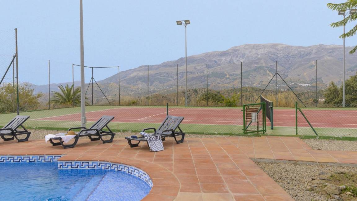 260 M² Maison De Vacances ∙ 4 Chambres ∙ 8 Personnes - Torre del Mar