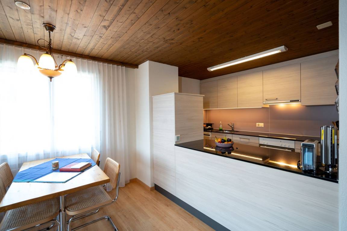 65 M² Ferienwohnung ∙ 2 Schlafzimmer ∙ 4 Gäste - Amden