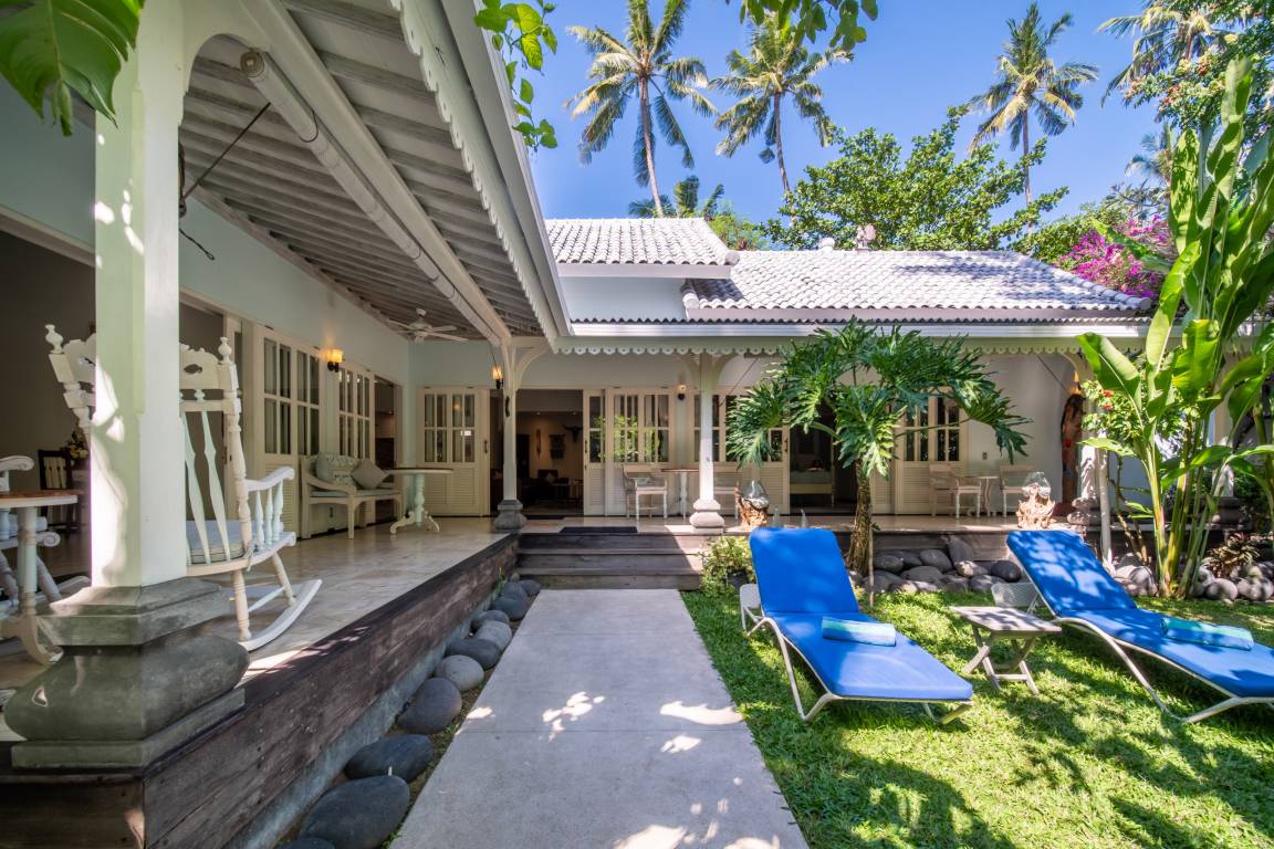 200 M² Villa ∙ 2 Bedrooms ∙ 4 Guests - Sidemen