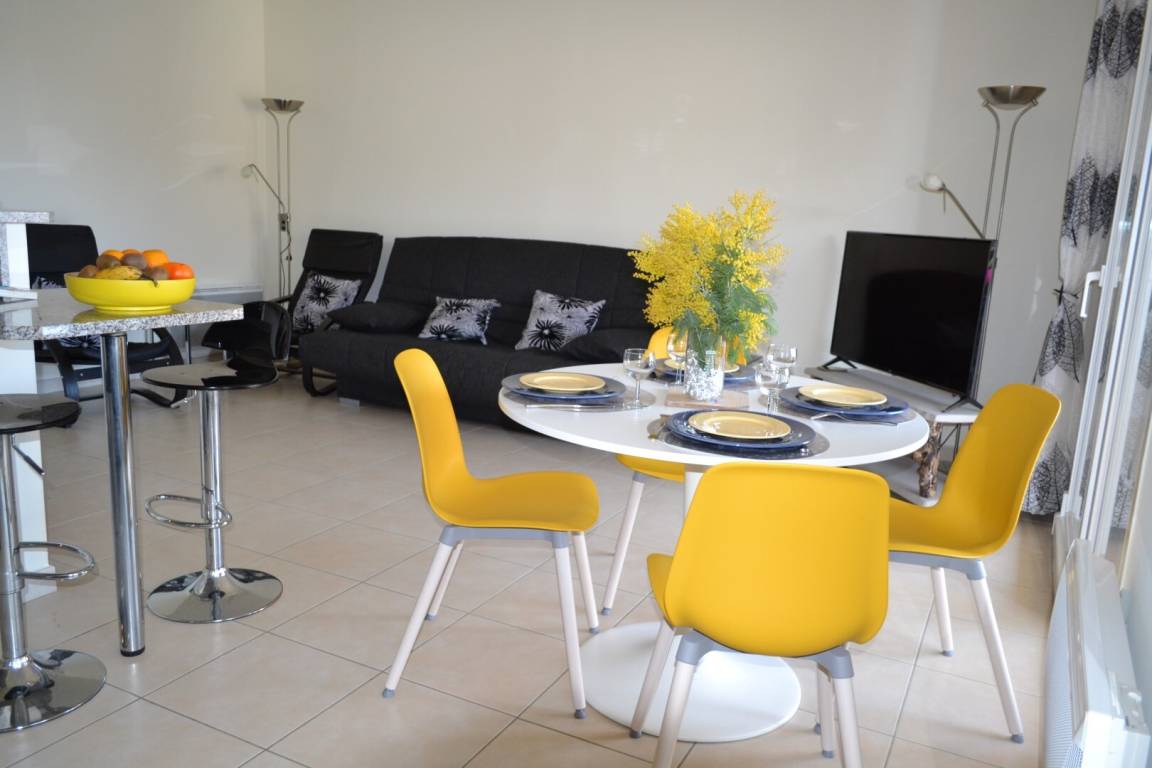 60 M² Appartement ∙ 2 Chambres ∙ 5 Personnes - Port-Vendres