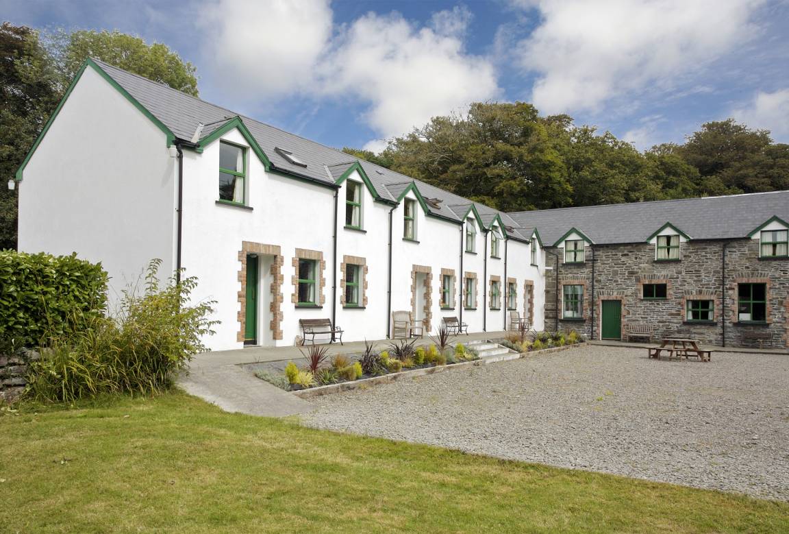 85 M² House ∙ 2 Bedrooms ∙ 4 Guests - Bantry