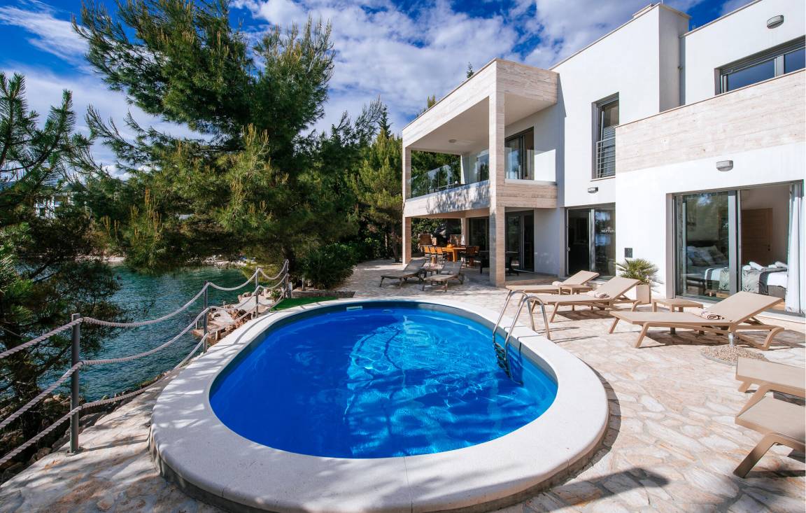 194 M² House ∙ 4 Bedrooms ∙ 10 Guests - Starigrad