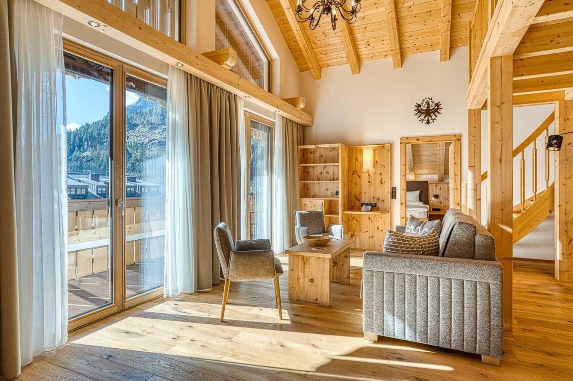 80 M² Hotel ∙ 2 Bedrooms ∙ 4 Guests - Kühtai