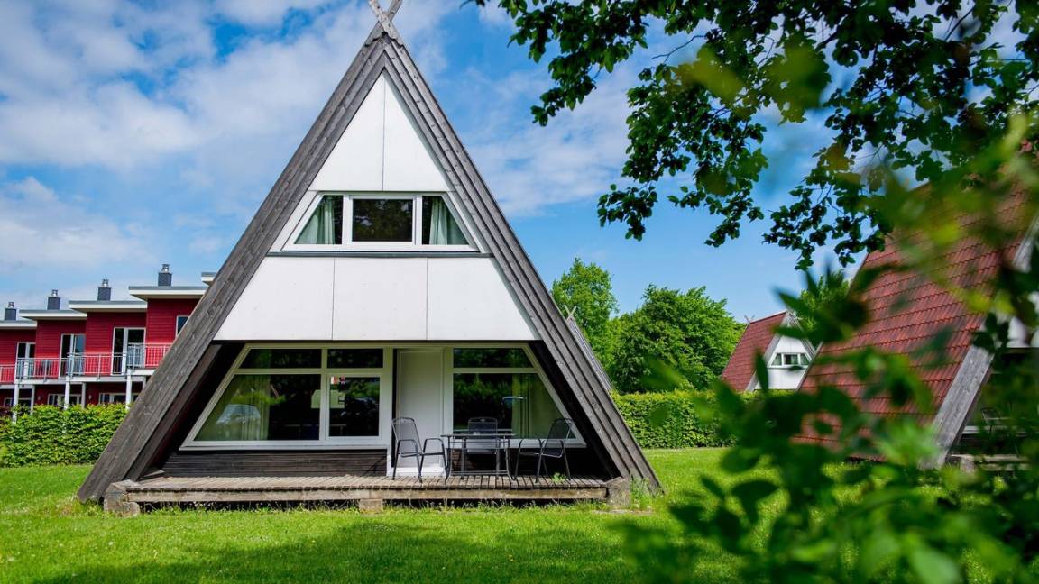 65 M² Ferienhaus ∙ 2 Schlafzimmer ∙ 6 Gäste - Ostsee