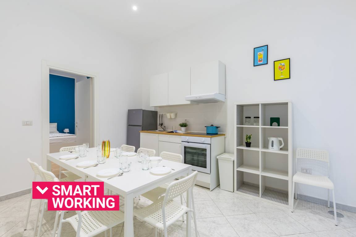 90 M² Apartment ∙ 2 Bedrooms ∙ 10 Guests - Naples