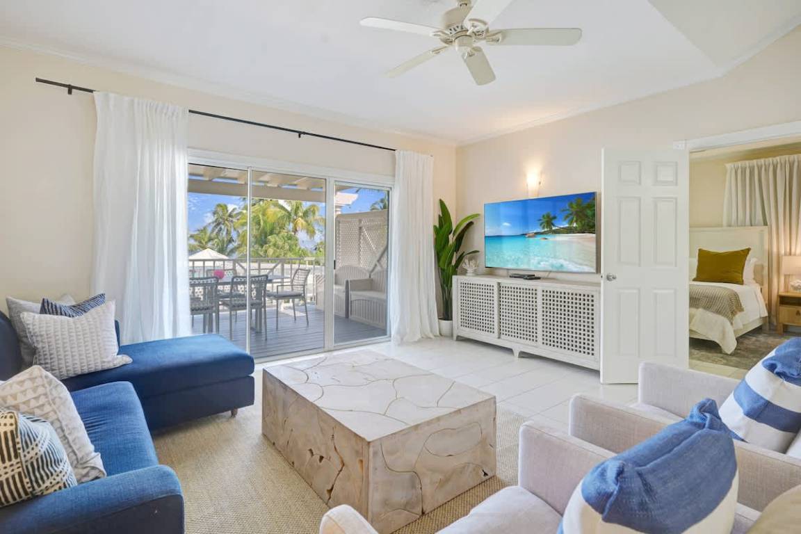 119 M² Apartment ∙ 2 Bedrooms ∙ 4 Guests - West Bay