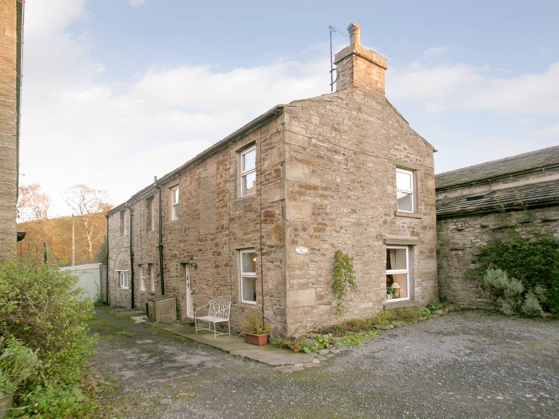 Cottage ∙ 3 Bedrooms ∙ 6 Guests - Askrigg