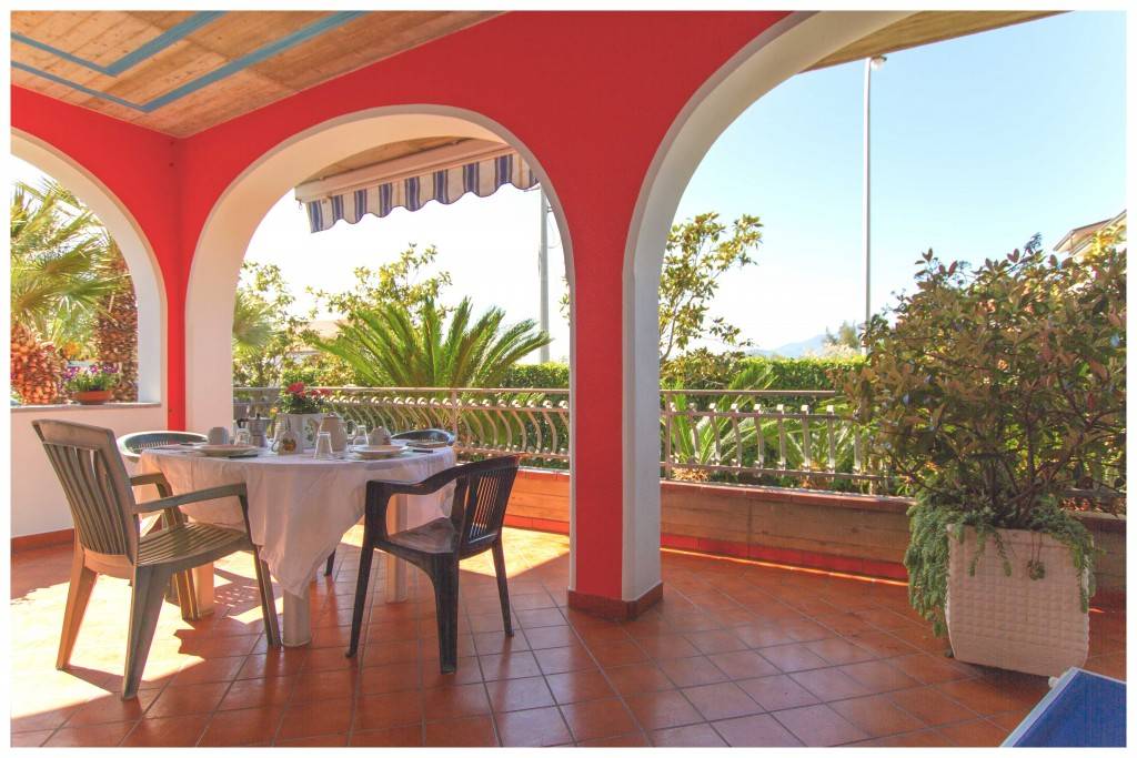 65 M² Ferienwohnung ∙ 2 Schlafzimmer ∙ 6 Gäste - Ascea