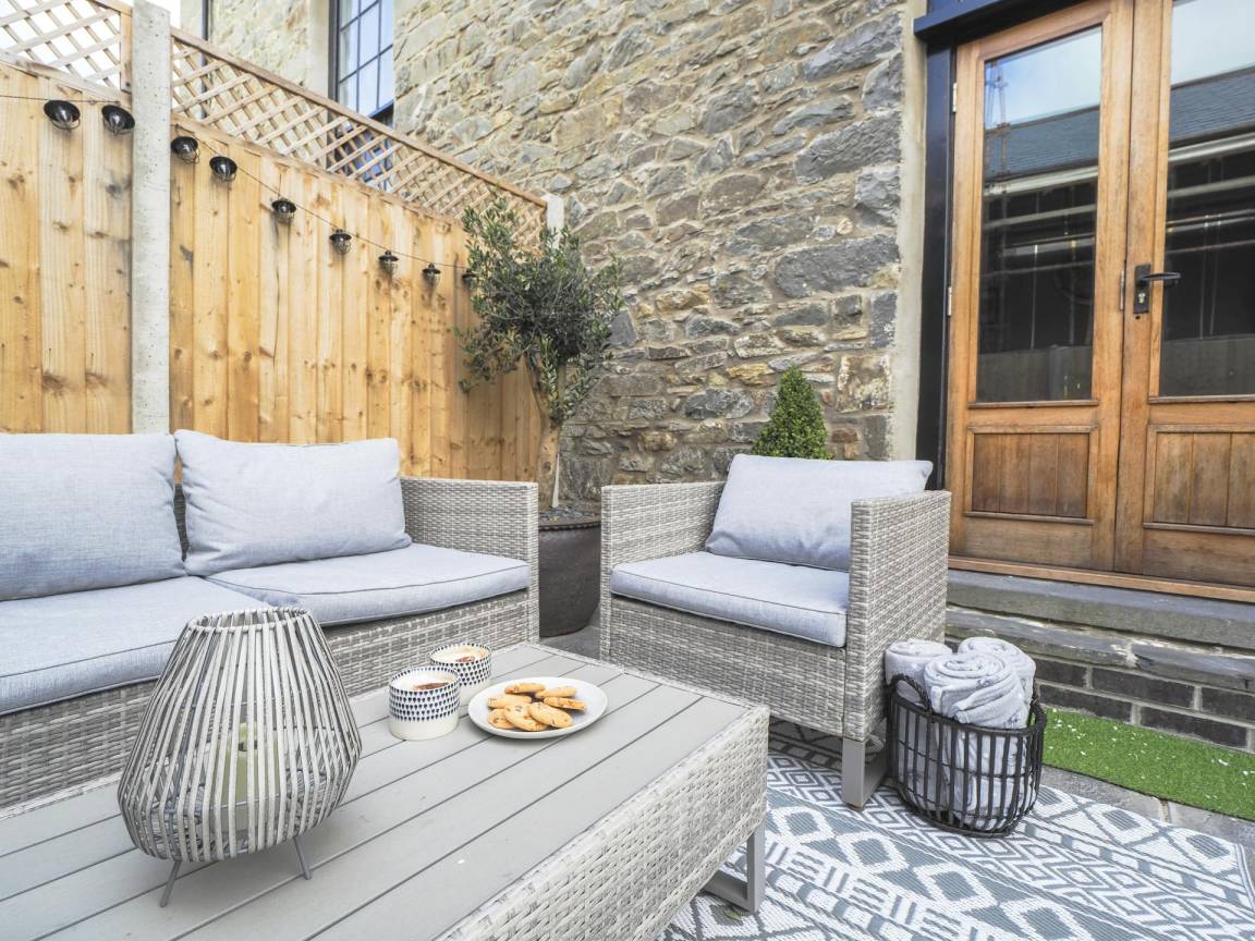 123 M² Cottage ∙ 2 Bedrooms ∙ 4 Guests - Aberaeron