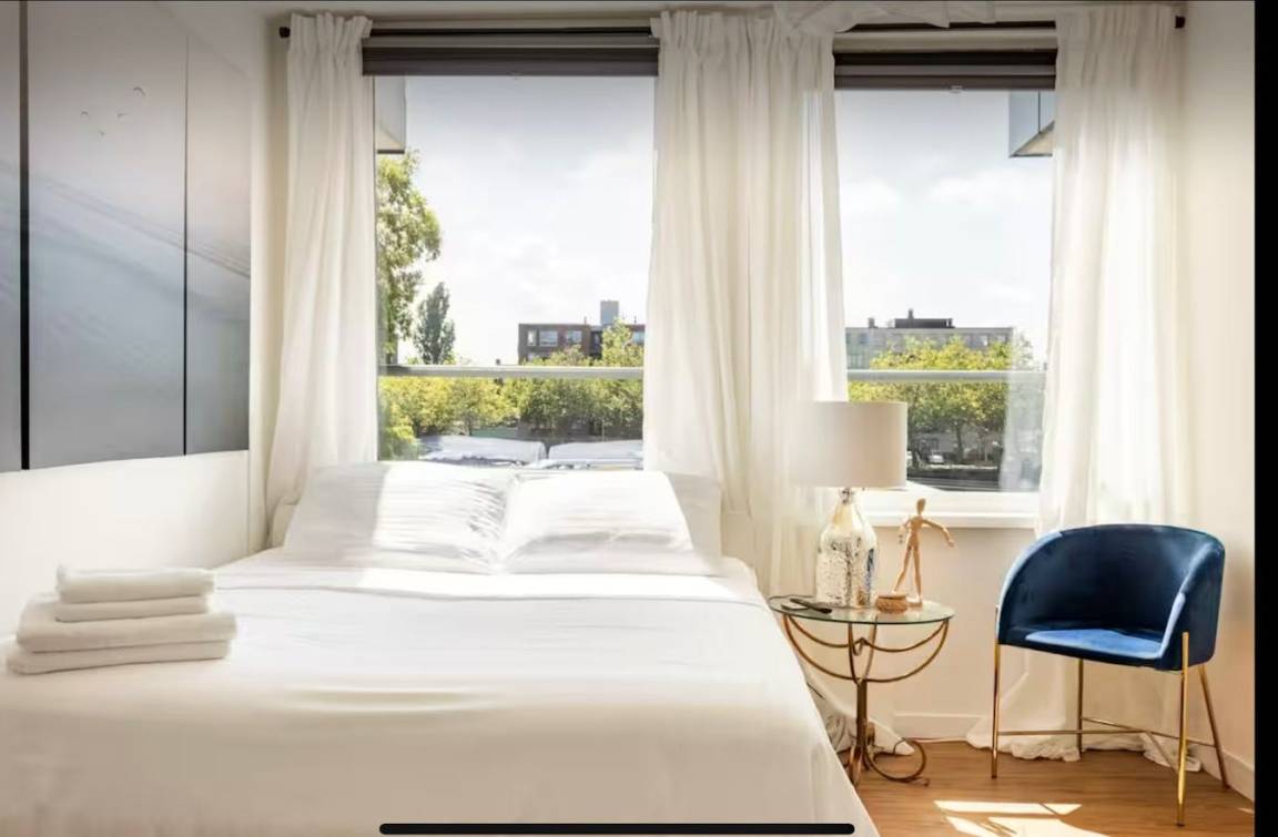 45 M² Ferienwohnung ∙ 2 Schlafzimmer ∙ 4 Gäste - Hoofddorp