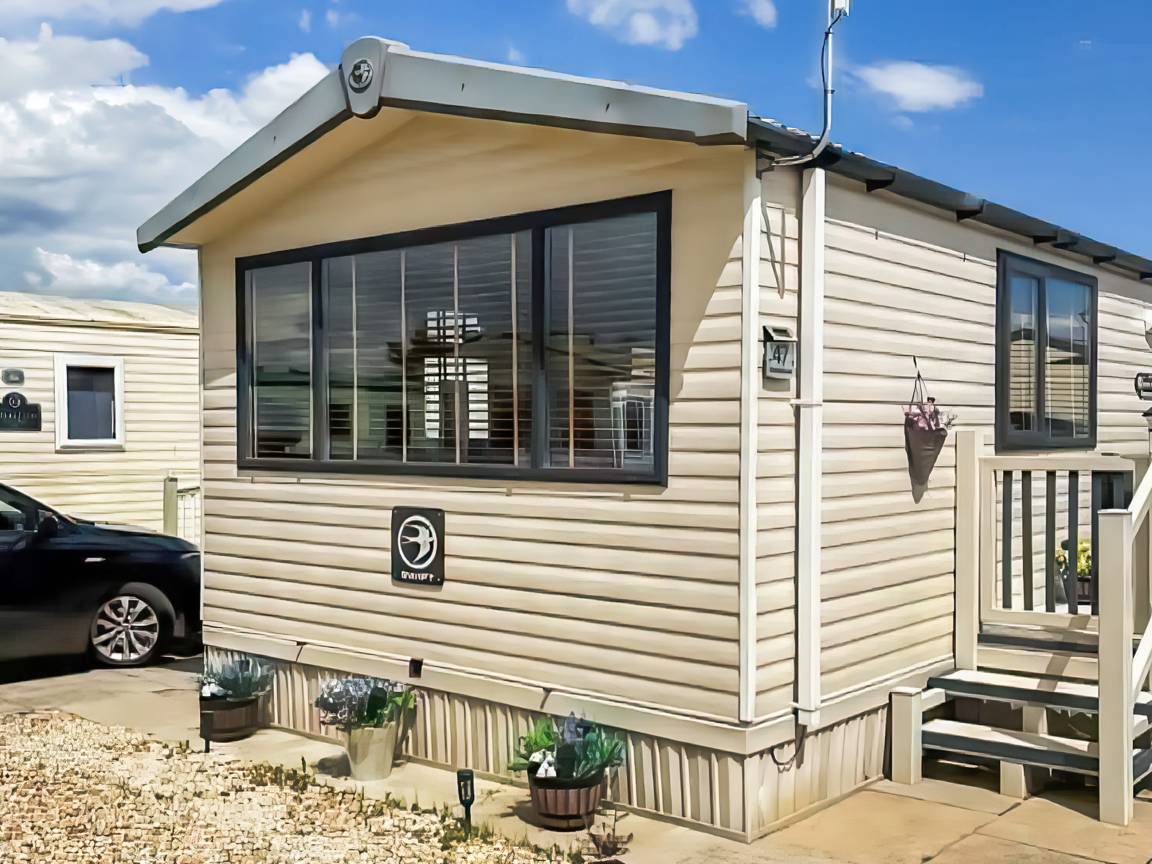 Cottage ∙ 3 Bedrooms ∙ 8 Guests - Anderby Creek