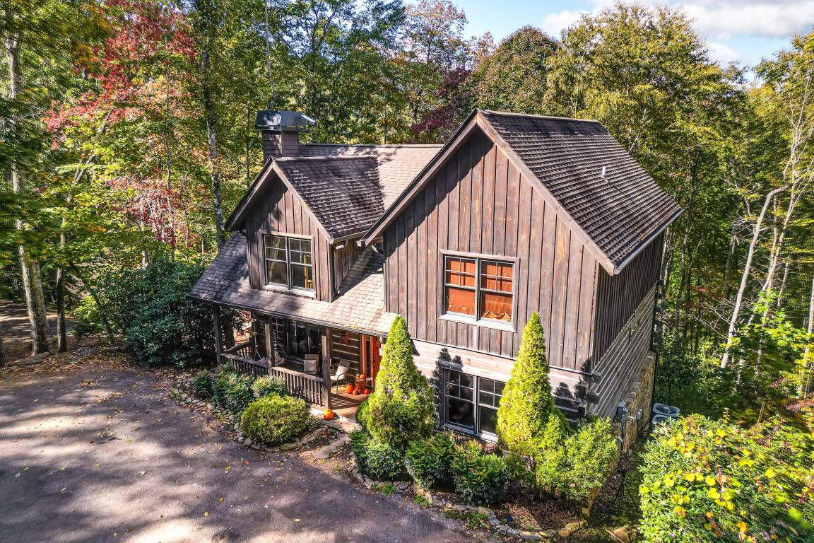 306 M² House ∙ 4 Bedrooms ∙ 14 Guests - Franklin, NC