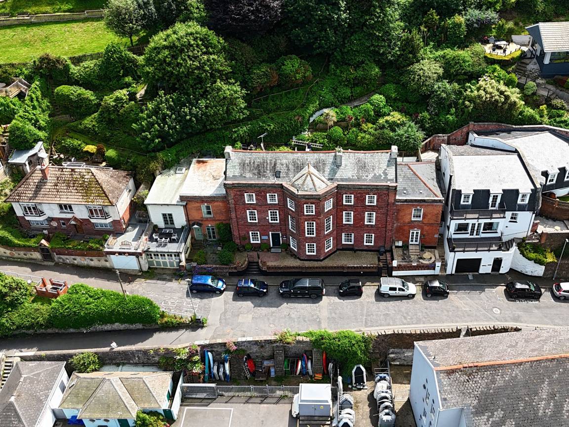 코티지 (자연 속의 작은 별장) ∙ 침실 2개 ∙ 게스트 4명 - 울라콤