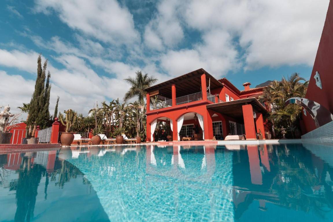 300 M² Villa ∙ 4 Makuuhuonetta ∙ 8 Vierasta - Costa Adeje