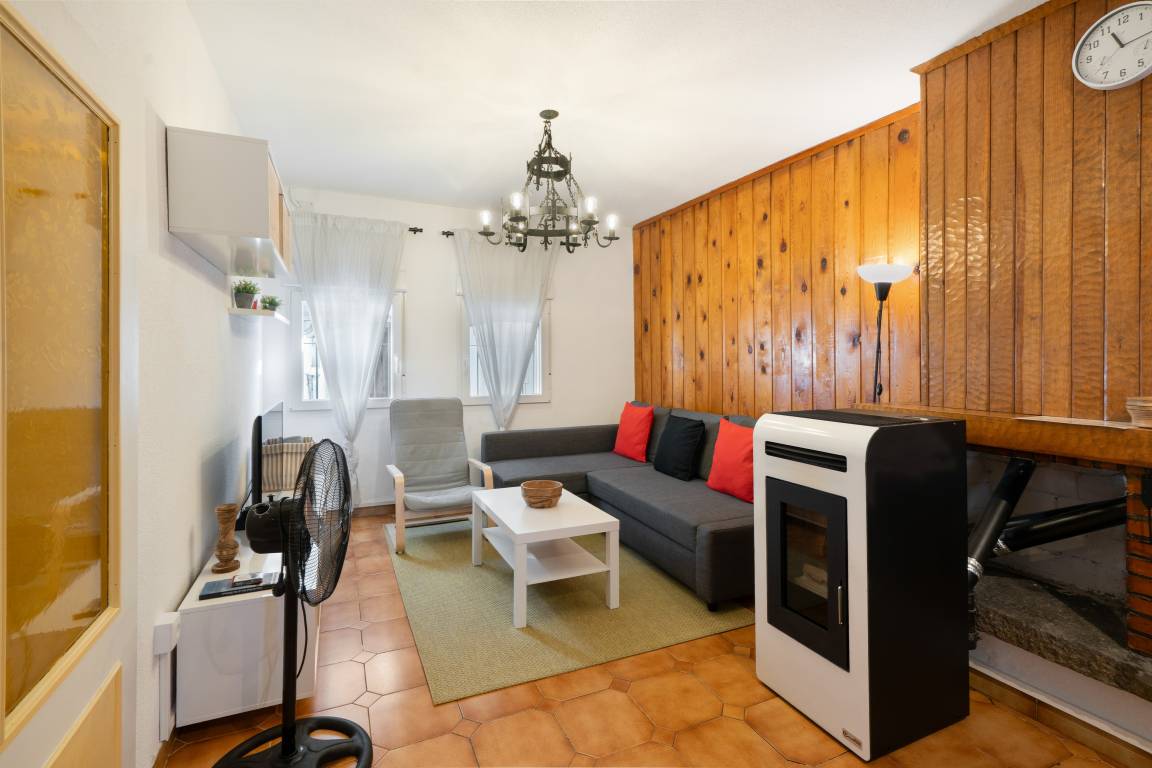 77 M² Casa ∙ 2 Habitaciones ∙ 6 Huéspedes - Sierra de Guadarrama