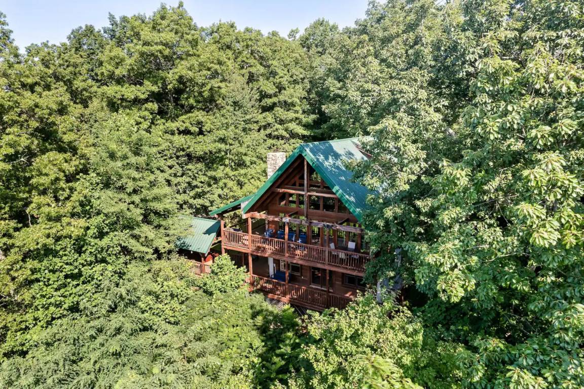 2400 M² Apartment ∙ 4 Bedrooms ∙ 11 Guests - Townsend, TN