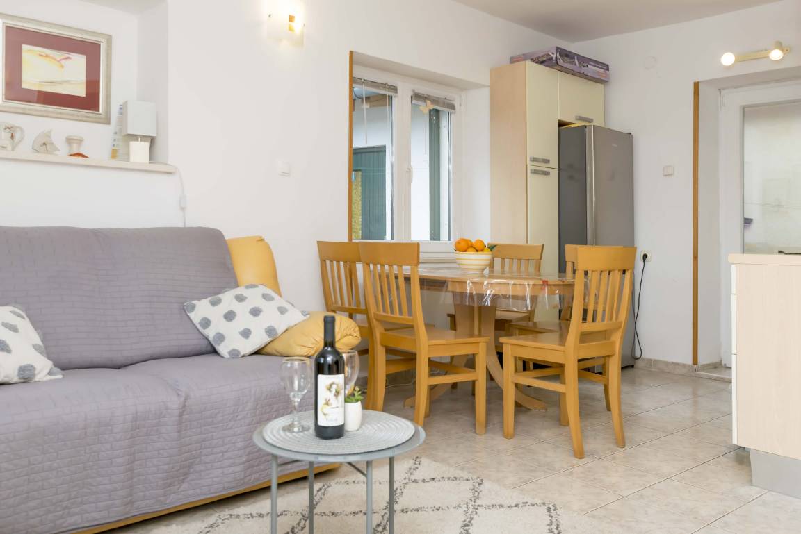 50 M² Ferienhaus ∙ 2 Schlafzimmer ∙ 4 Gäste - Postira