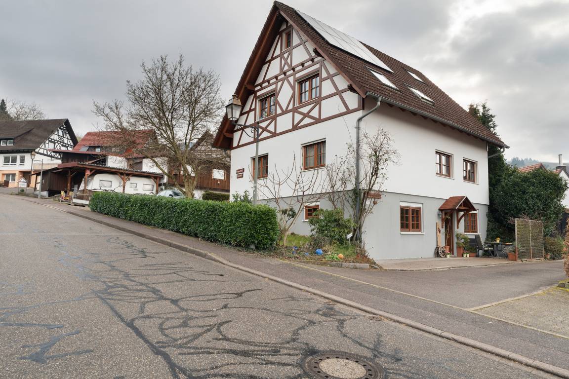 50 M² Ferienwohnung ∙ 1 Schlafzimmer ∙ 4 Gäste - Sasbach