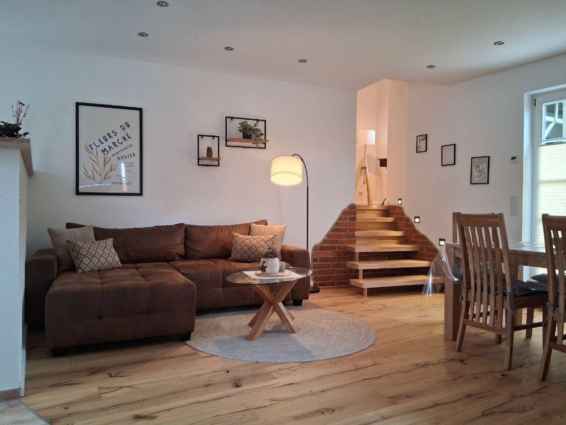 90 M² Ferienwohnung ∙ 2 Schlafzimmer ∙ 6 Gäste - Quedlinburg