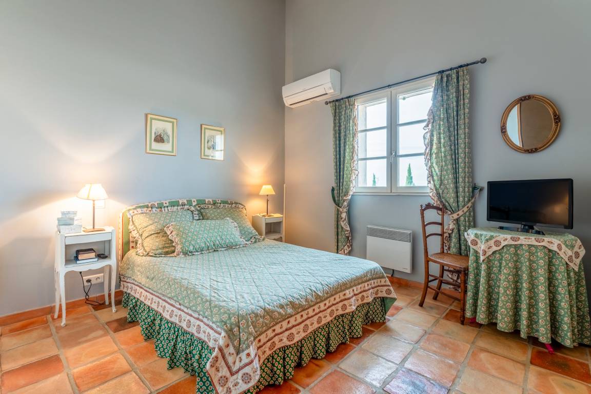 15 M² Chambre D'hôtes ∙ 1 Chambre ∙ 2 Personnes - Remoulins
