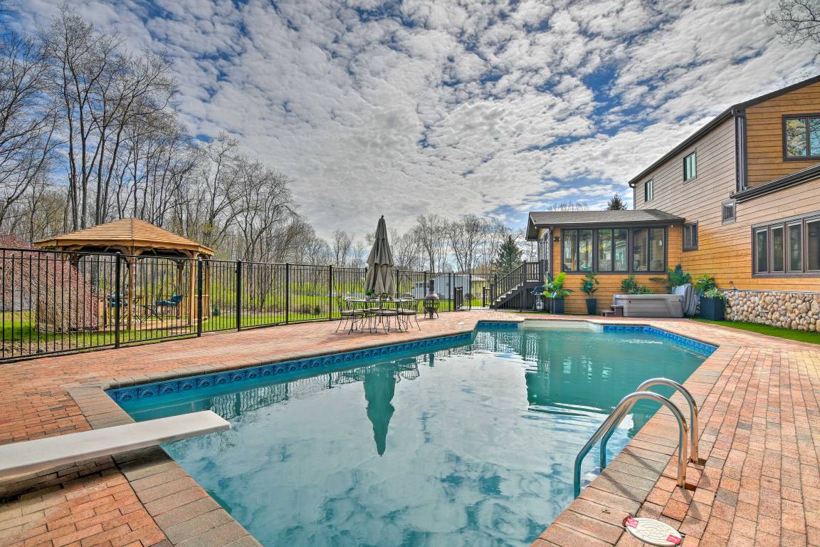 223 M² House ∙ 4 Bedrooms ∙ 7 Guests - Poughkeepsie, NY