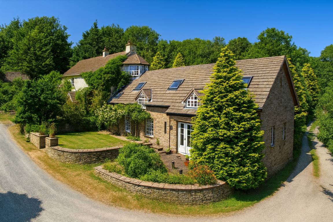 600 M² House ∙ 6 Bedrooms ∙ 11 Guests - Brecon