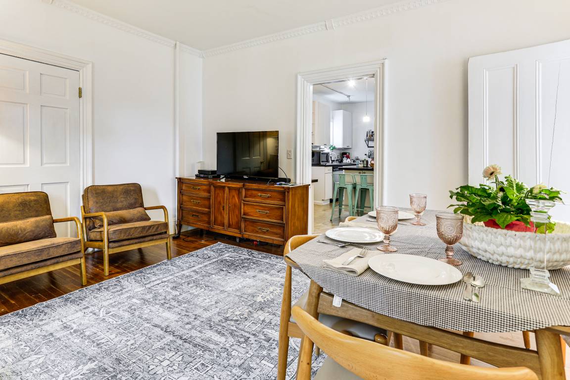 74 M² Apartment ∙ 2 Bedrooms ∙ 5 Guests - Weston, MA