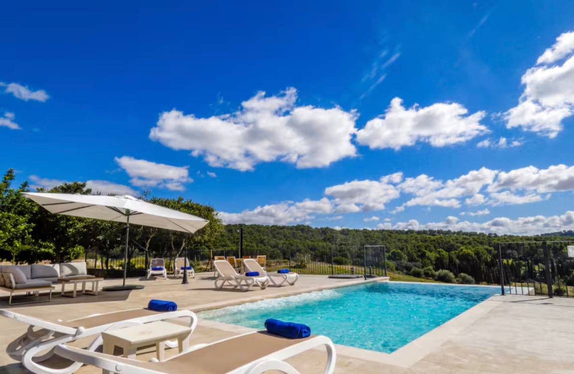 400 M² House ∙ 4 Bedrooms ∙ 6 Guests - Llucmajor