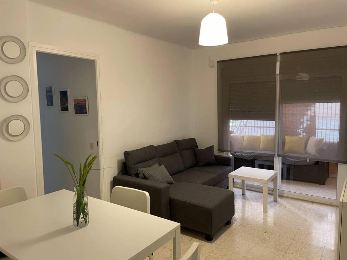 70 M² Apartment ∙ 2 Bedrooms ∙ 4 Guests - San Fernando, Spain