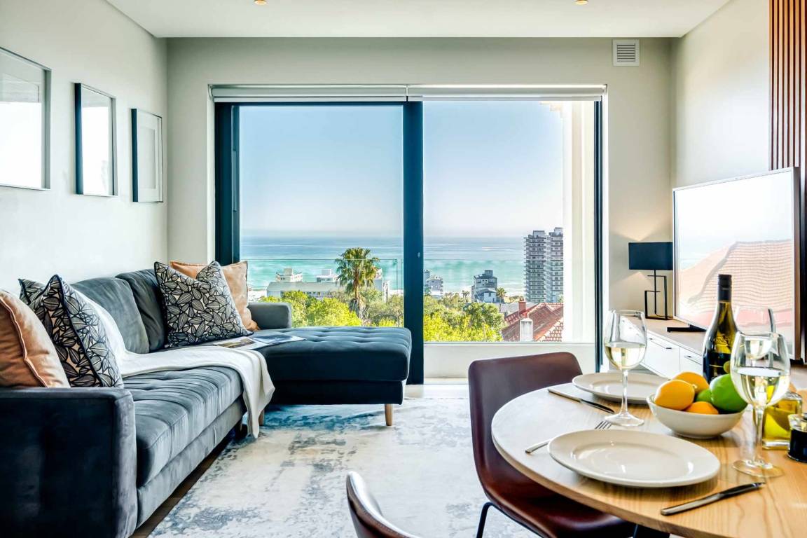 Apartment ∙ 2 Bedrooms ∙ 4 Guests - Cape Town