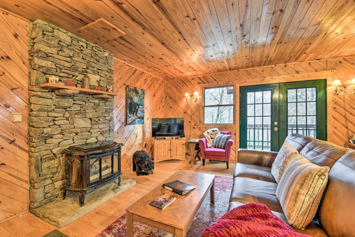 74 M² House ∙ 2 Bedrooms ∙ 4 Guests - Cherokee, NC