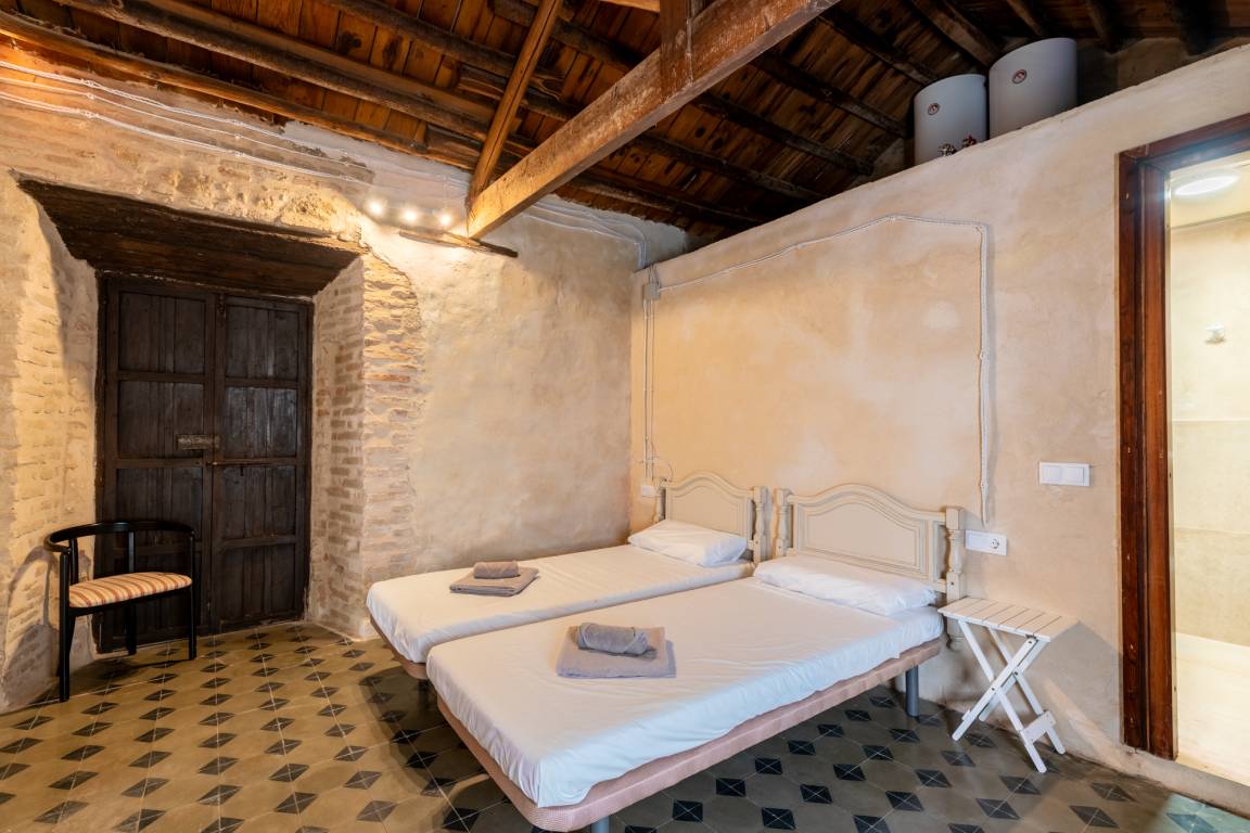 40 M² Huoneisto ∙ 1 Makuuhuone ∙ 2 Vierasta - Brenes