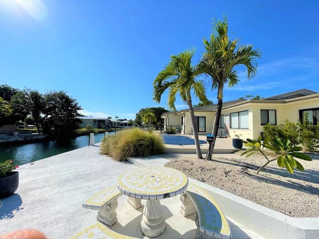 Villa ∙ 4 Bedrooms ∙ 8 Guests - Cudjoe Key, FL