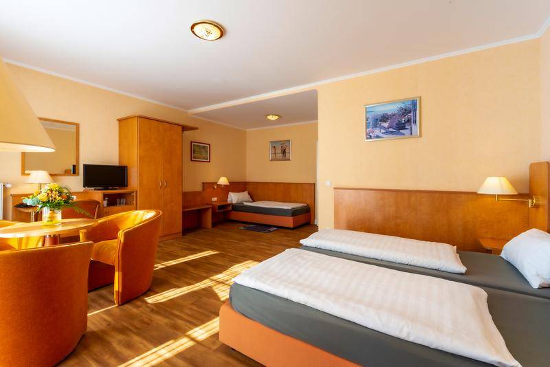 30 M² Hotel ∙ 3 Guests - Alfeld