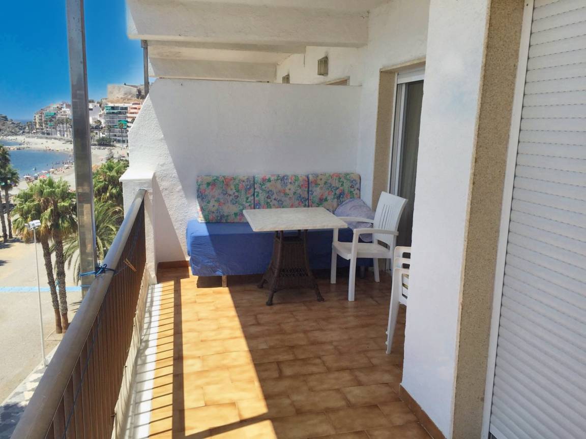 78 M² Apartamento ∙ 2 Habitaciones ∙ 5 Huéspedes - Almuñécar