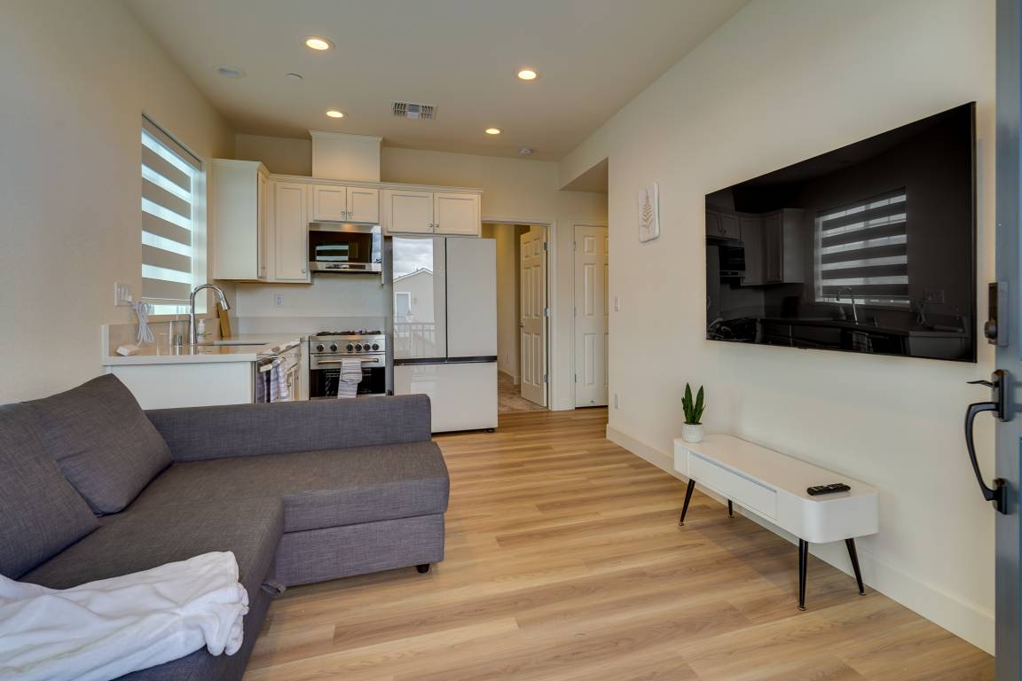 65 M² House ∙ 2 Bedrooms ∙ 6 Guests - Tracy, CA